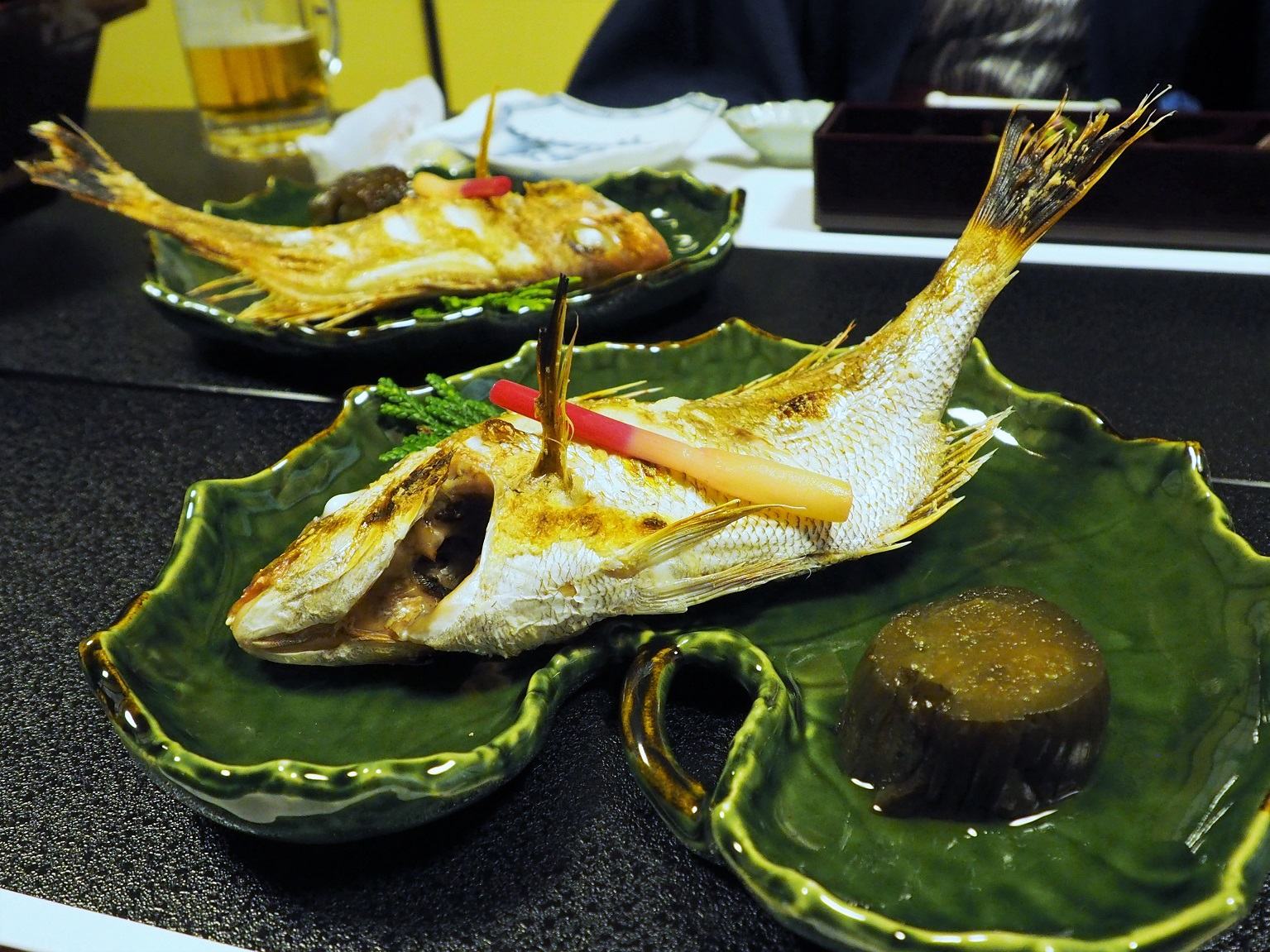 Le sashimi de buri, une saveur hors-norme à Himi - VOYAPON FR