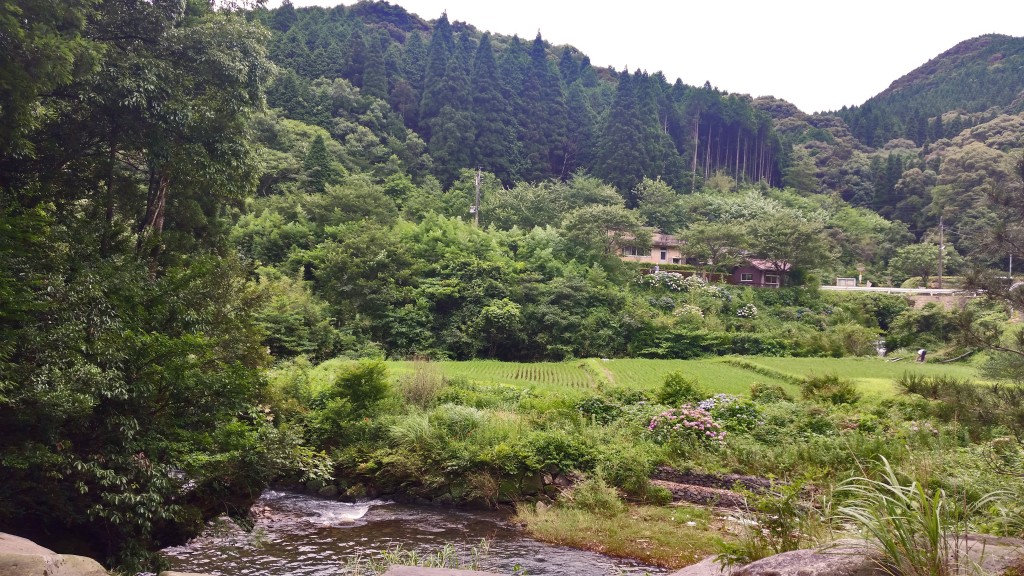 Fall in love with the nature and waterfalls around Kagoshima - VOYAPON