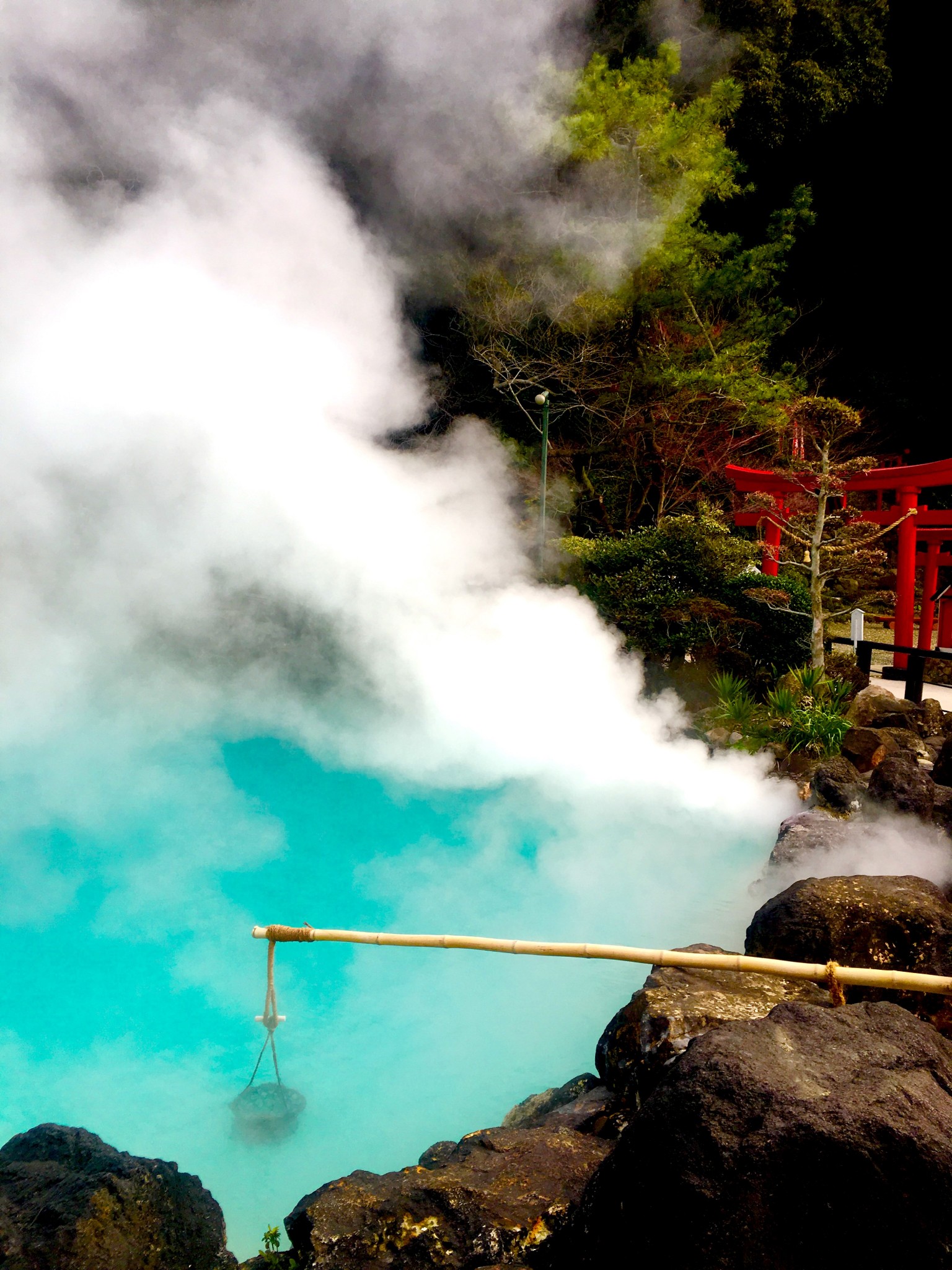 Hell awaits visitors to Jigoku region in Beppu!? - VOYAPON