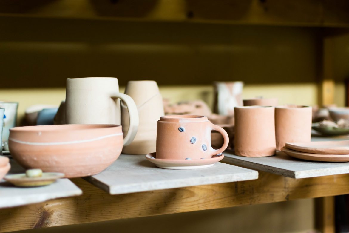 A Relaxing Pottery Experience in Eastern Hokkaido - VOYAPON